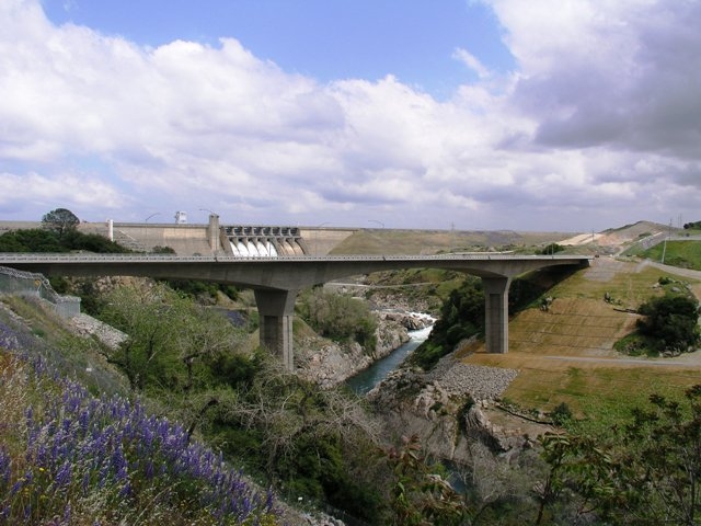 Folsom Lake Bridge Crossing – Bennett Engineering